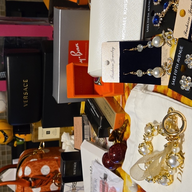Posh Show - Poshmark
